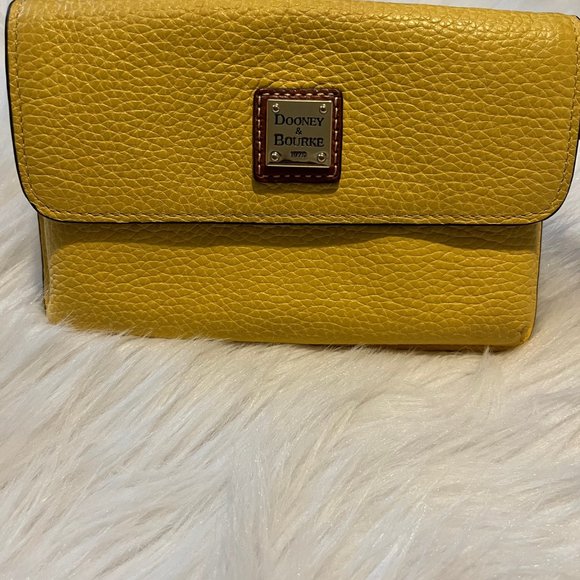 Dooney & Bourke | Accessories | Dooney Bourke Pebble Leather Wristlet ...